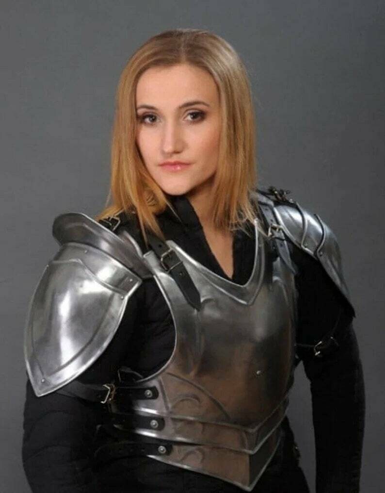 Female Half Plate Armor