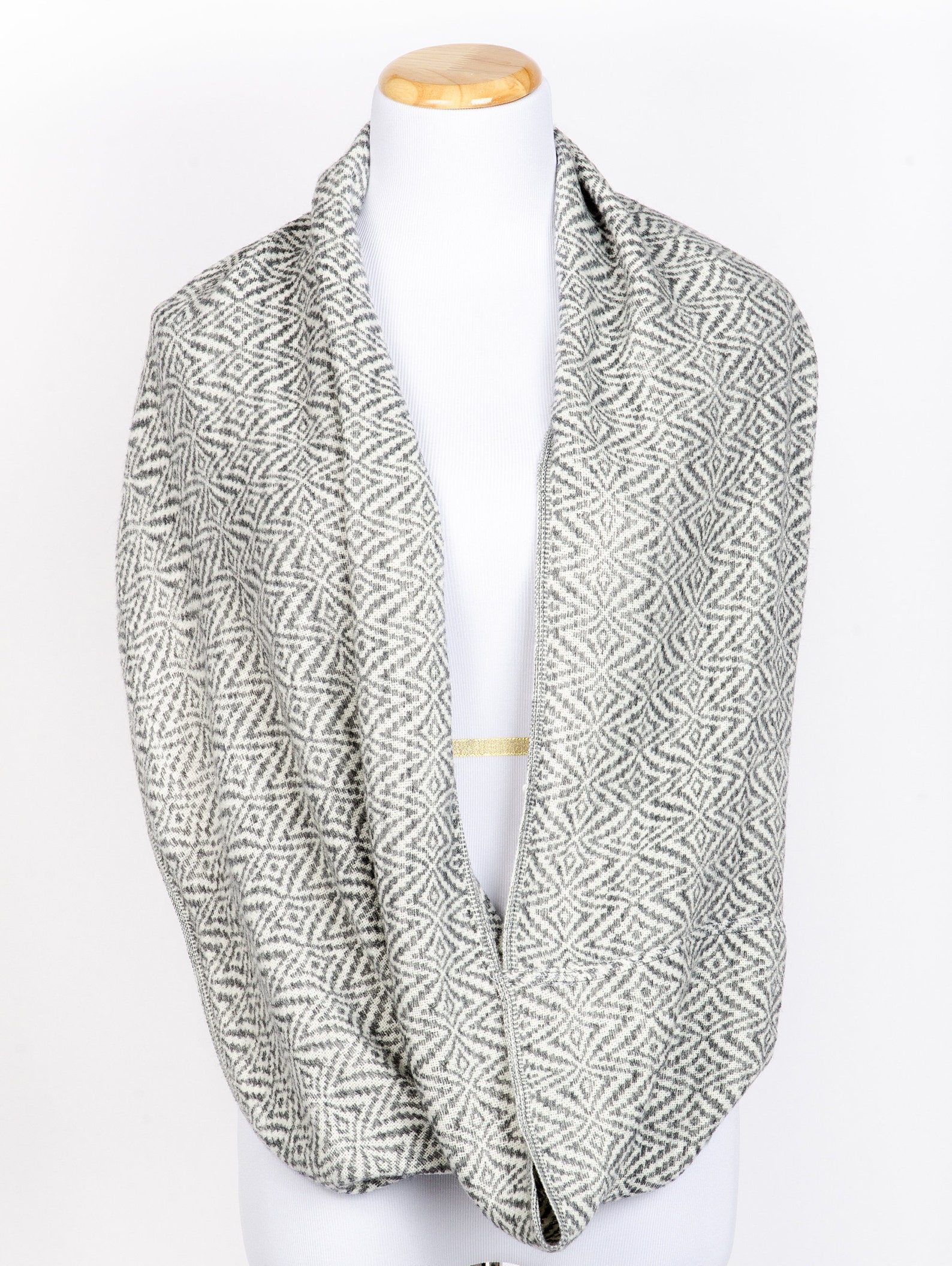 White and Grey Infinity Scarf White Knit Infinity Scarf - Etsy