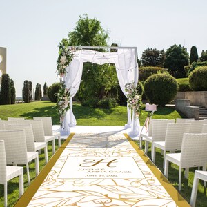 Gold Floral Wedding Aisle Runner: Custom Elegant Ceremony Decor - Etsy