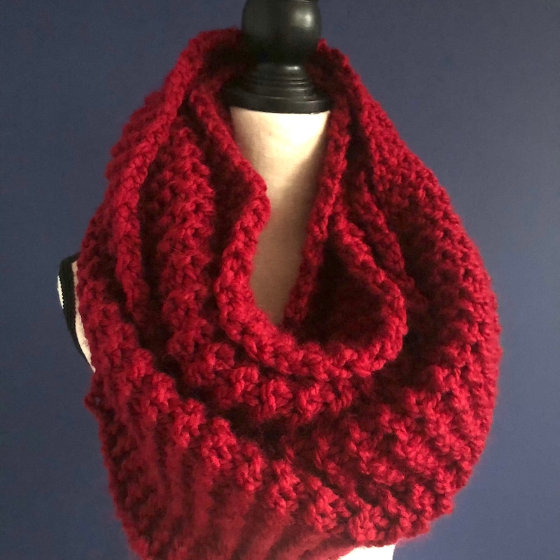 Red Knitted Scarf - Etsy