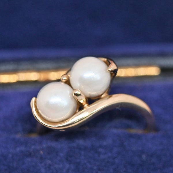 Pearl Bypass Ring - Etsy