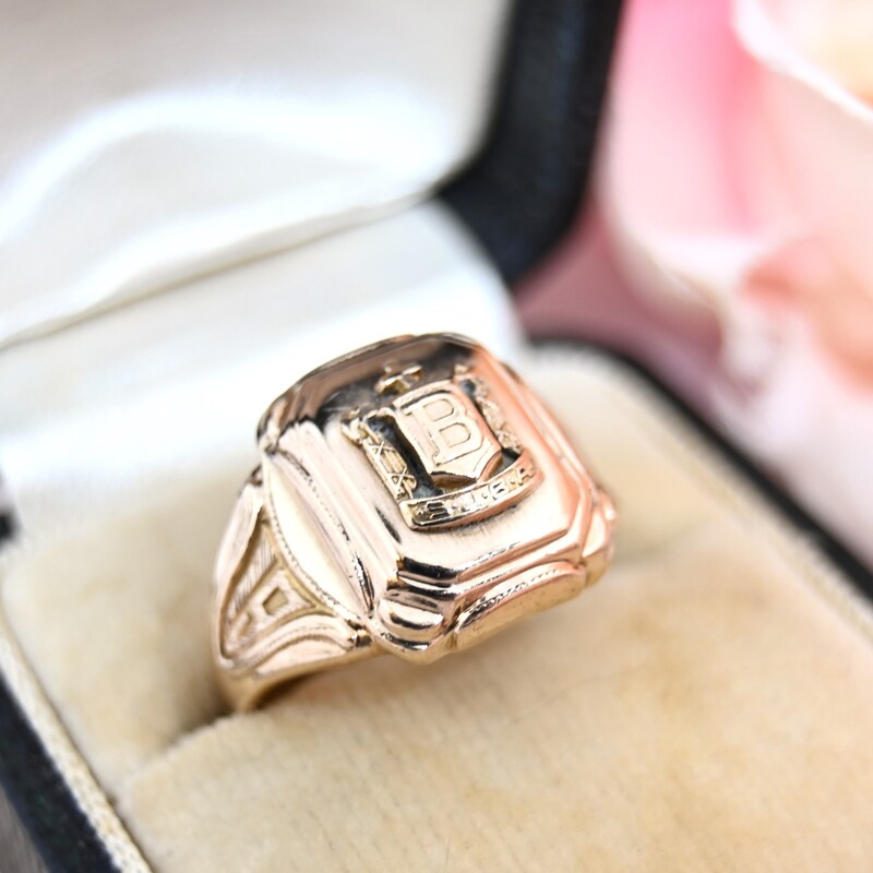 Signet Class Rings - Etsy