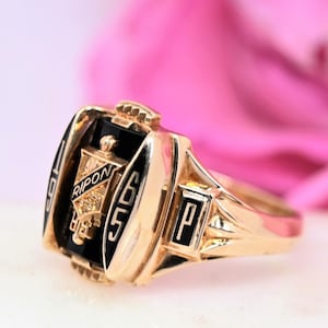 1965 Class Ring 10k Gold Ripon High School m P Initials Size 6.75 / N ...