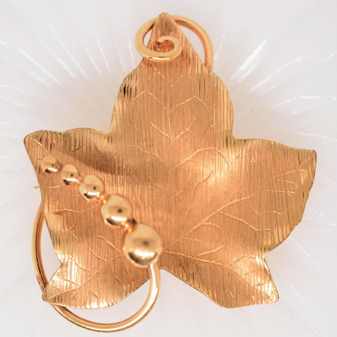 Vintage Carl Art Maple Leaf Pin 12k Gold Filled Realistic Leaf With ...