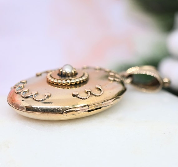 Antique Victorian locket with original tintype photos… - Gem