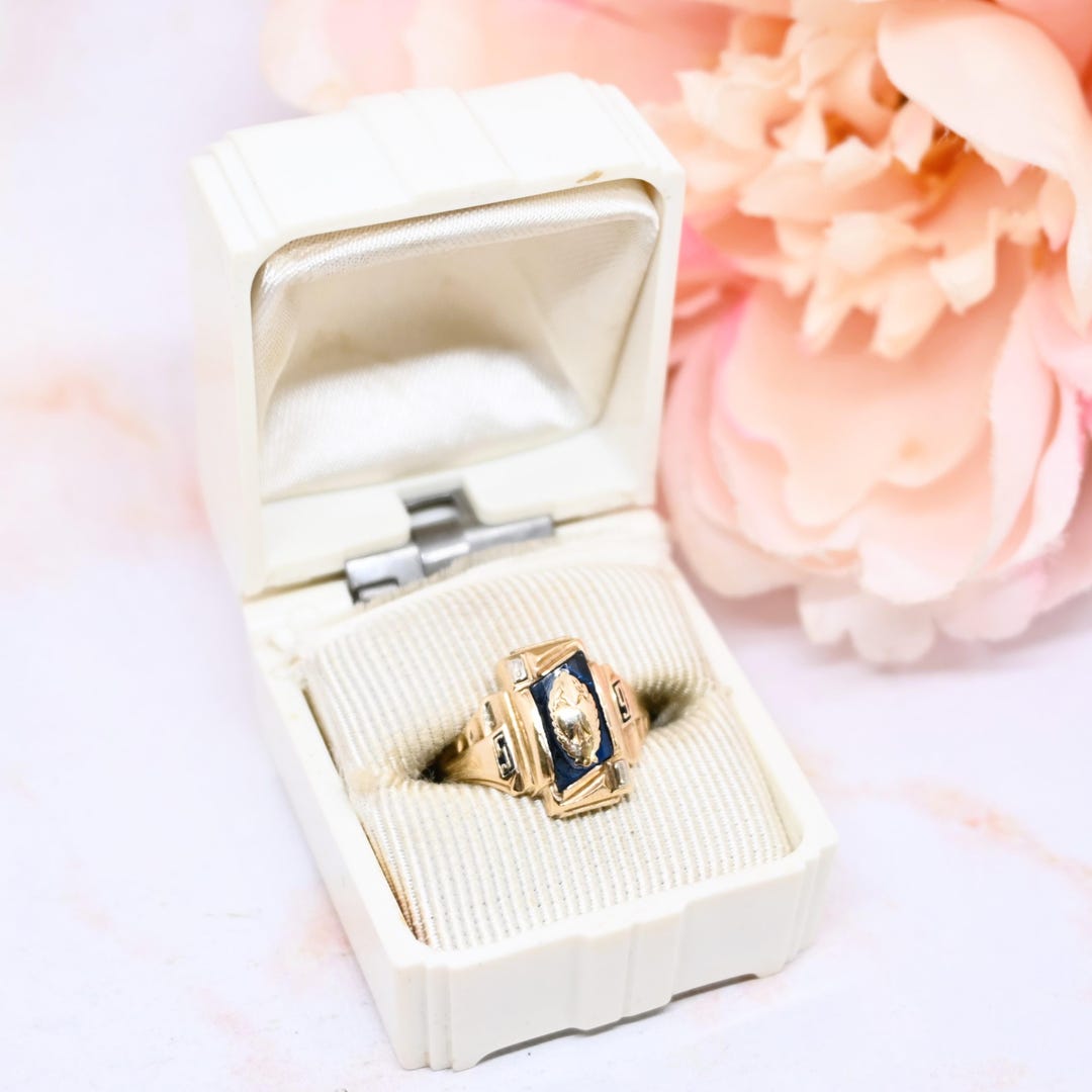 Art Deco Celluloid Ring Box in Cream off White, Satin Inside, Small ...