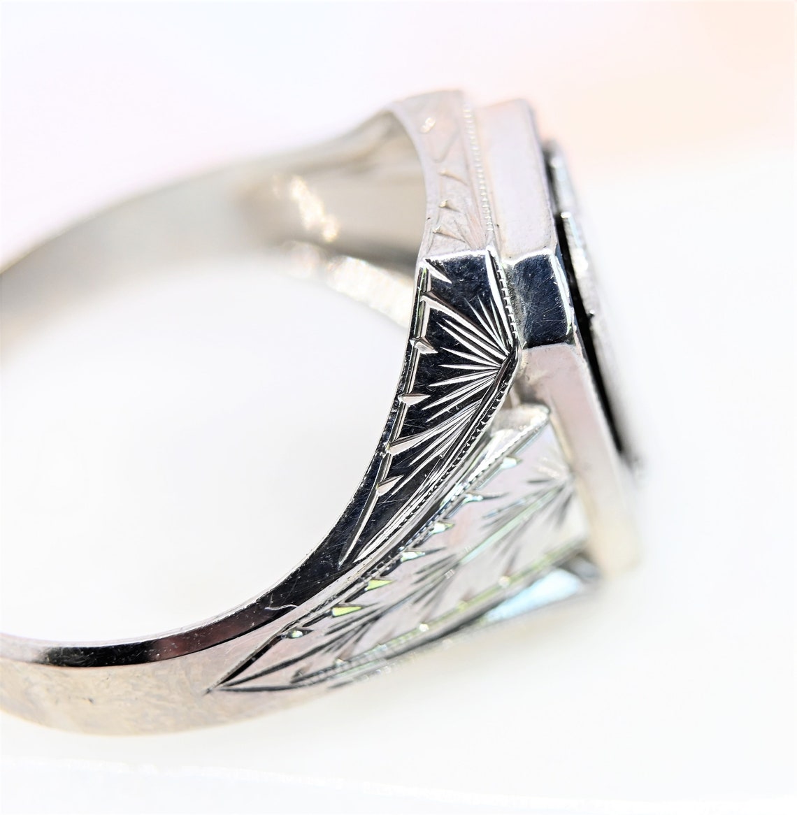 Vintage signet ring Letter M 14k white gold signet ring Art | Etsy