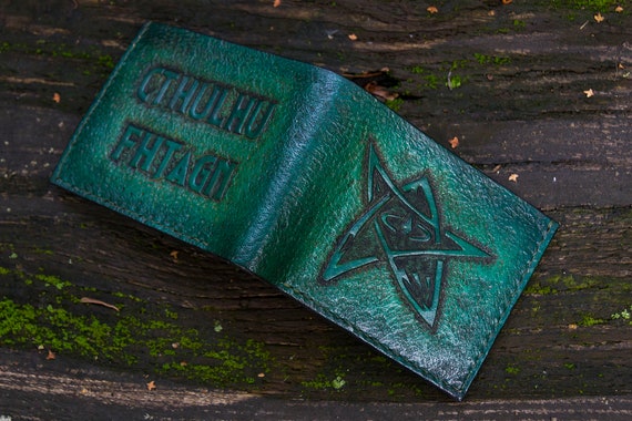 The Call of Cthulhu Leather Wallet - Etsy