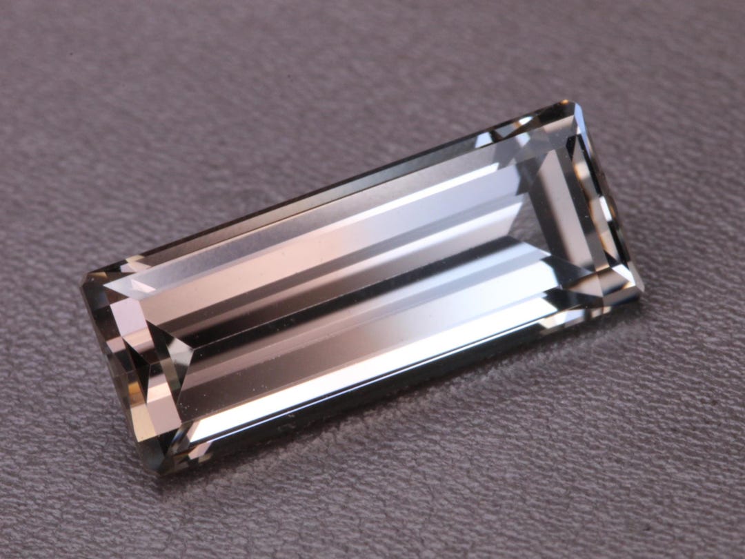 Ukrainian Polychrome Topaz, 4.5 Ct, Bicolor Topaz, Loose Gemstone, for ...