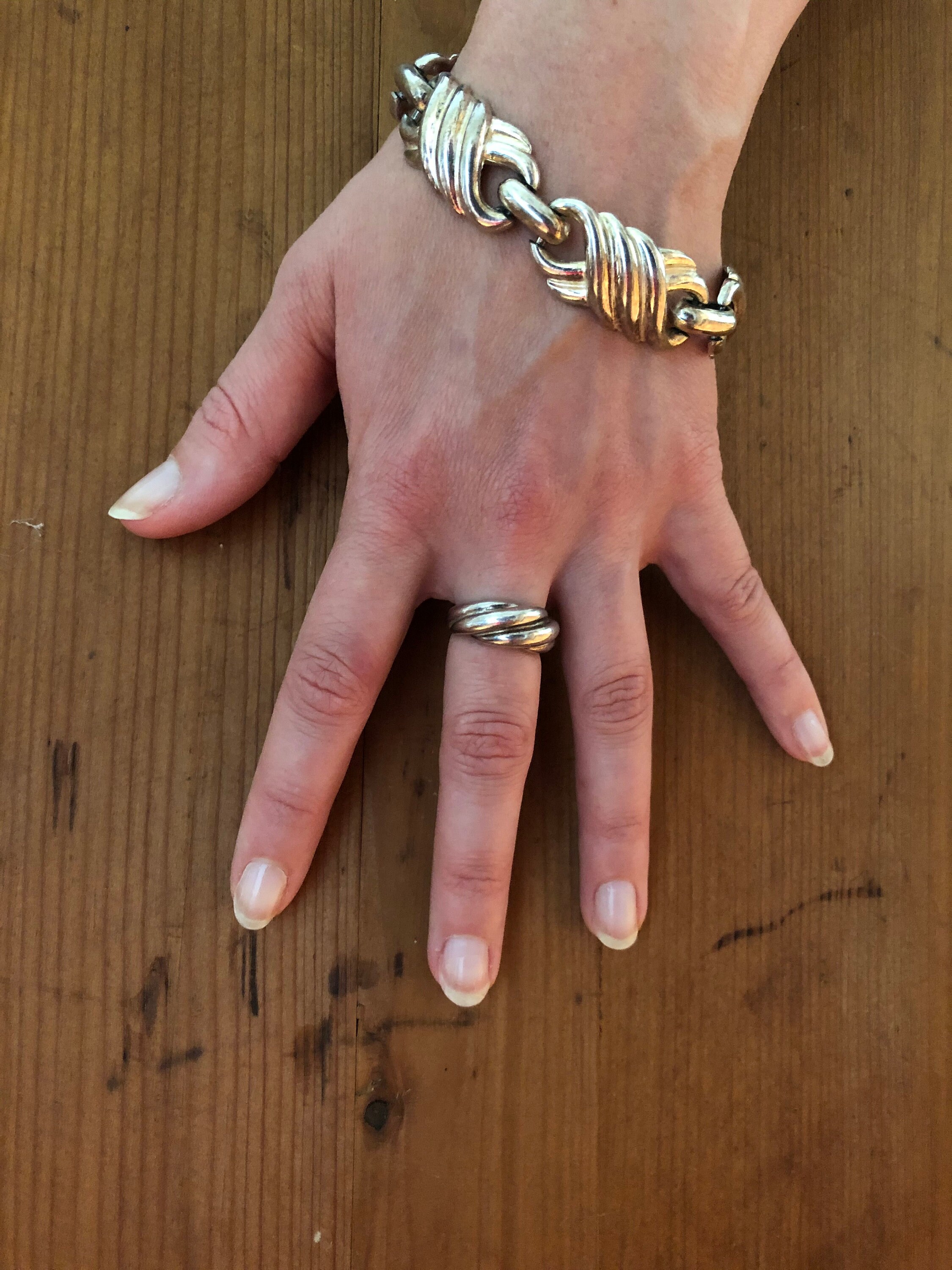 Vintage Elegant Rétro 1950s Style Chain String Bracelet With Matching ...