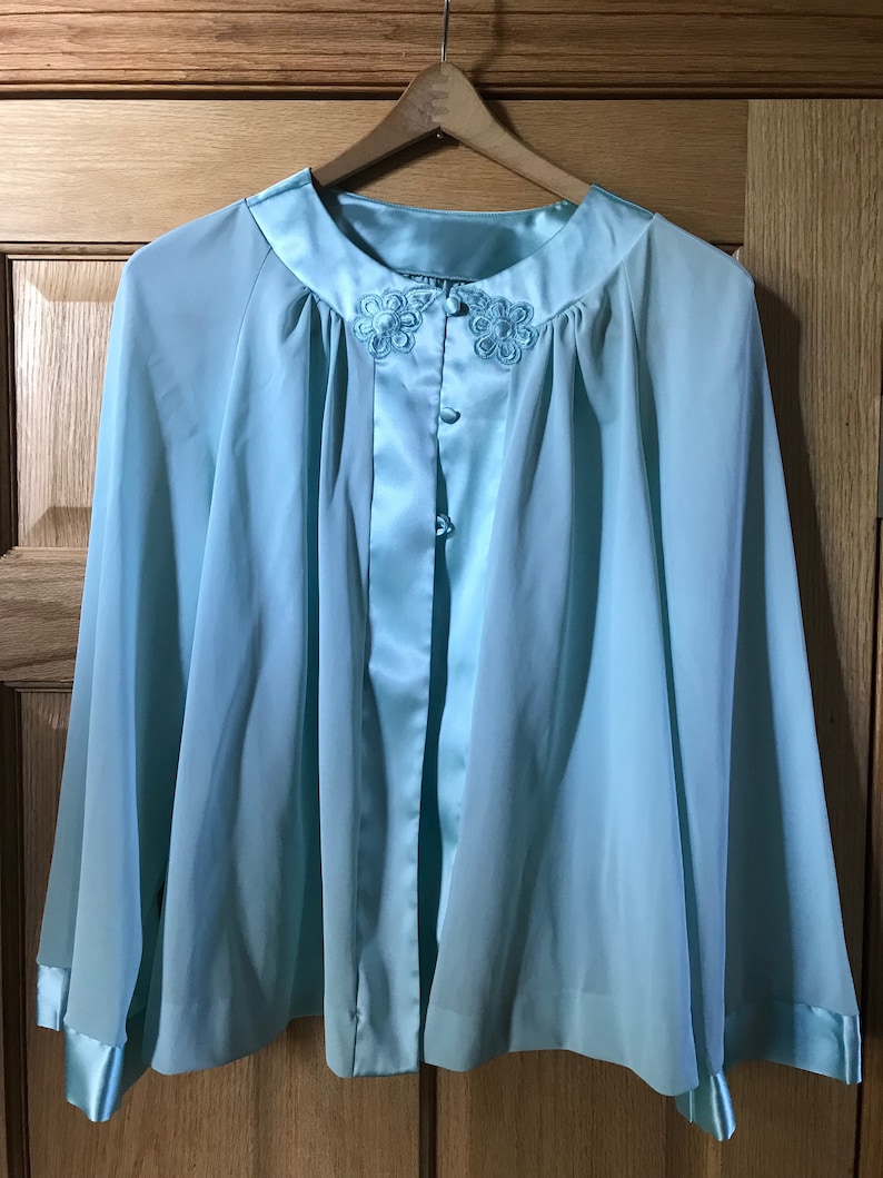 Beautiful Vintage Light Blue Bed Coat - Etsy