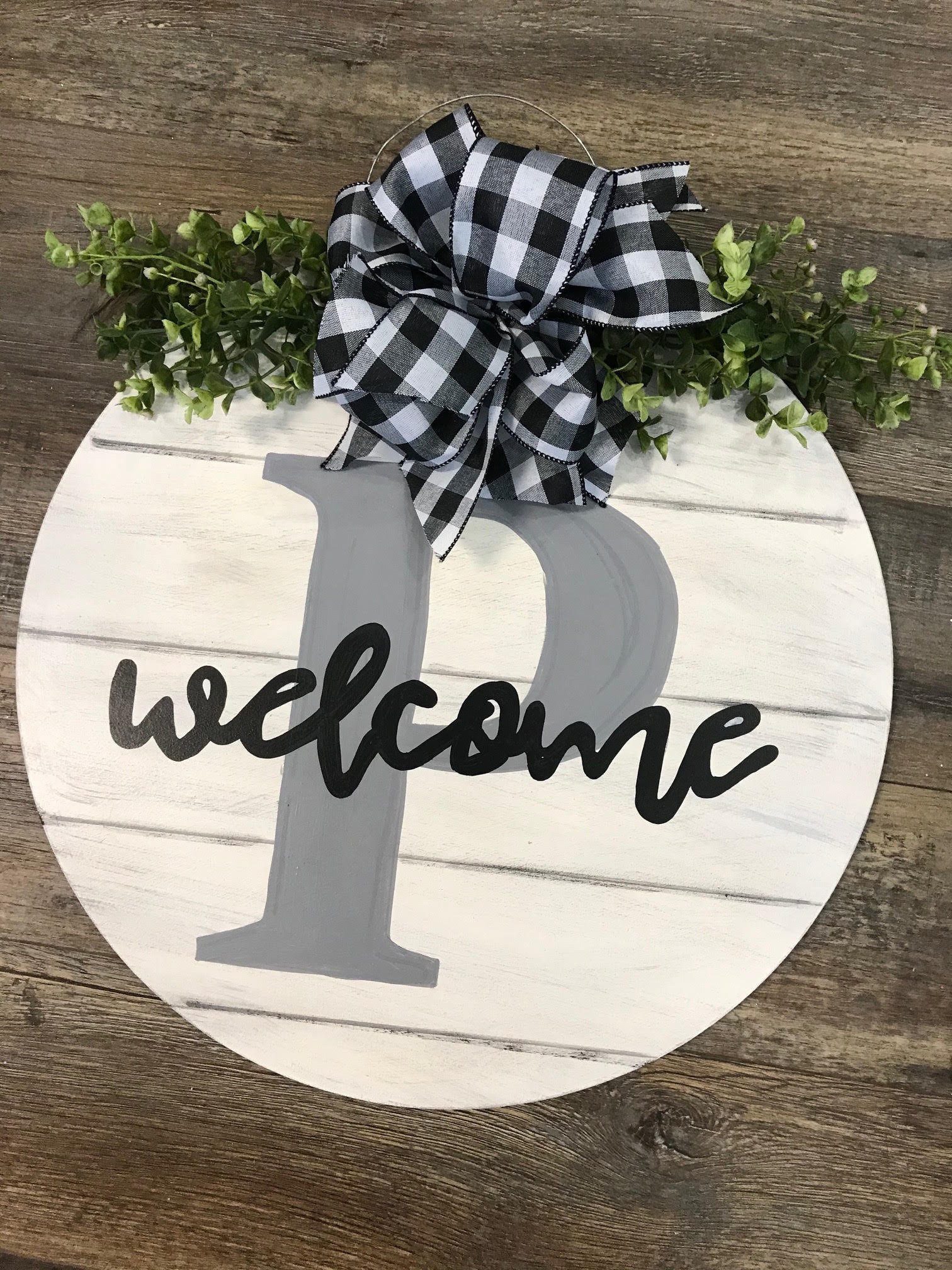Welcome Circle Shape Farmhouse Style Door Hanger - Etsy