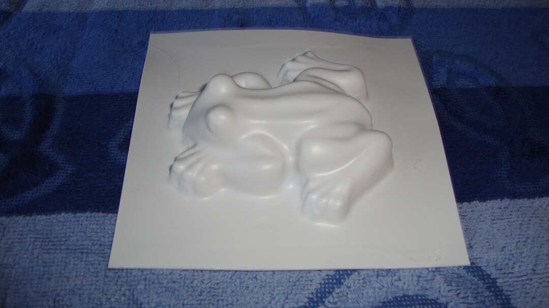 Frog Mold, Animal Casting Mold, on the Go, for Soap, Plaster, Concrete ...
