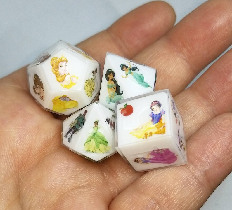 Disney Princess Dice. 7 Dice Set. Dungeons & Dragons. Disney. - Etsy