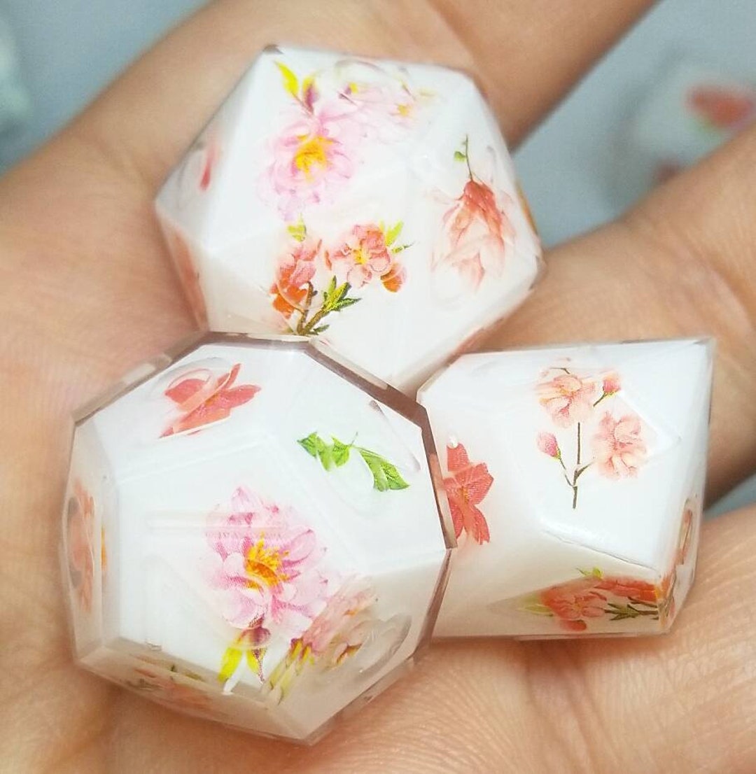Flower Dice. 7 Dice Set. Dnd. Dungeons & Dragons. Pink. Leaves. Garden ...