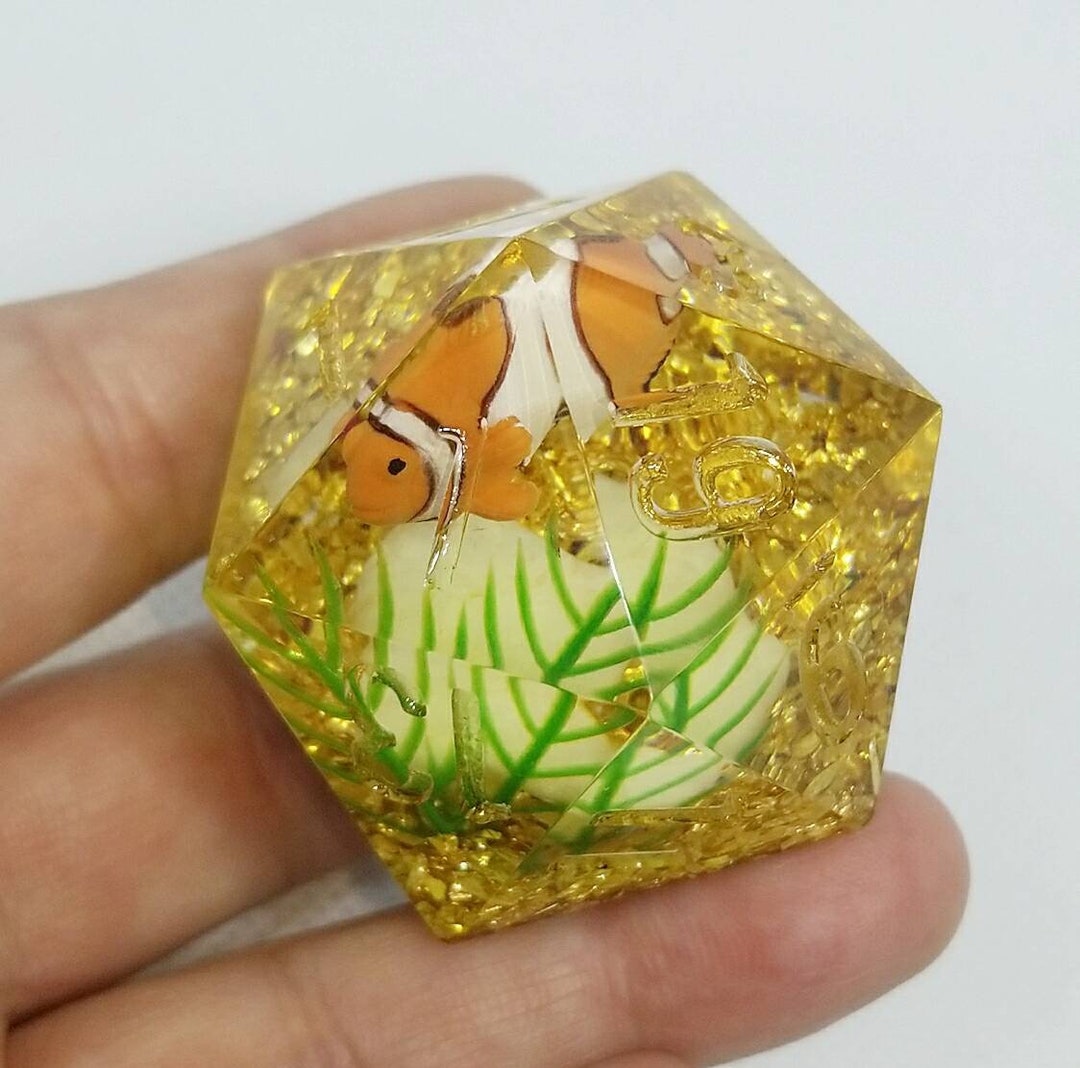 Aquarium D20. Dnd. Dungeons & Dragons. Dice. Fish. Die. RPG. Large ...