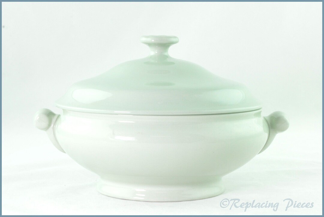 Spode - Flemish Green - Lidded Vegetable Dish - Etsy