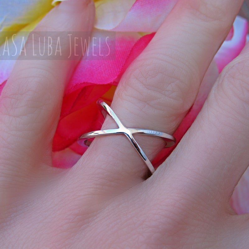 Overlapping Ring - Etsy