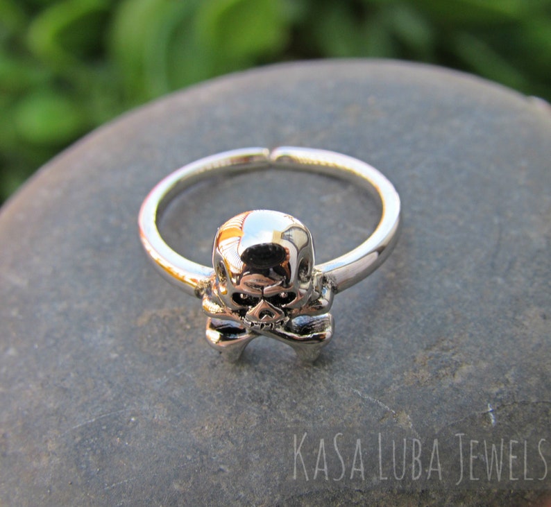 Crossbone skull toe ring skull ring skull toering silver | Etsy