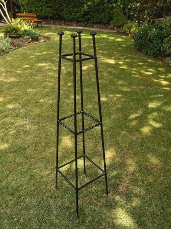 Metal Garden Obelisk Australia - Garden Design Ideas