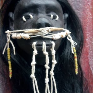 Shrunken Human Head Tzantza Warrior Trophy Jivaro Tribe Replica ...