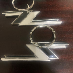 Set of 2 ZZ Top Black and White Key Chain Solid Metal 3 1/4 Inches VERY ...