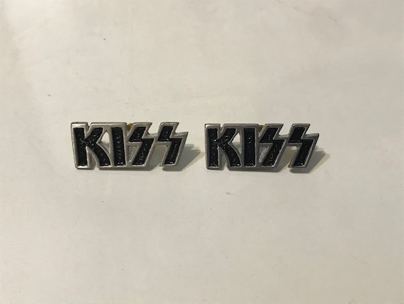 Set of 2 KISS Metal Pins Shirt Hat NOS Band Music - Etsy