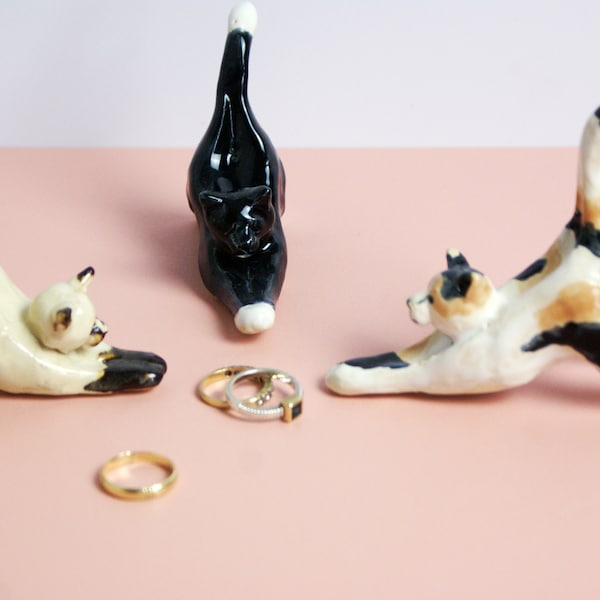 Cat Ring Holder - Etsy