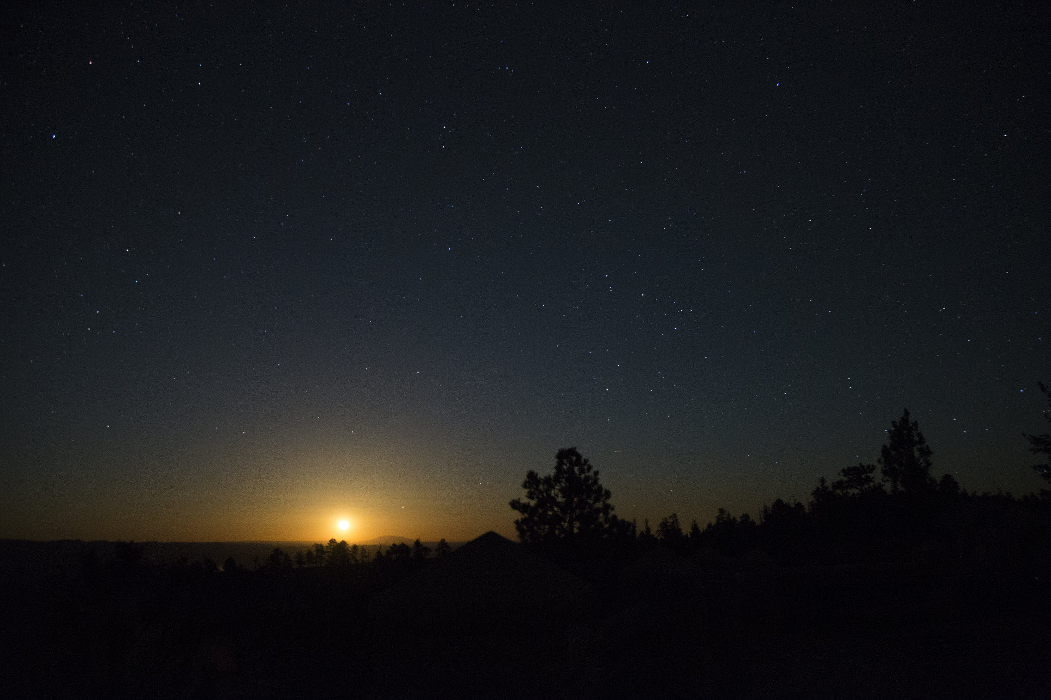Full Moon Rising in Starry Sky Over Bryce Canyon National Park ...