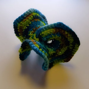 Crochet Fidget Spinner, Crochet Mobius *pattern Only* - Etsy