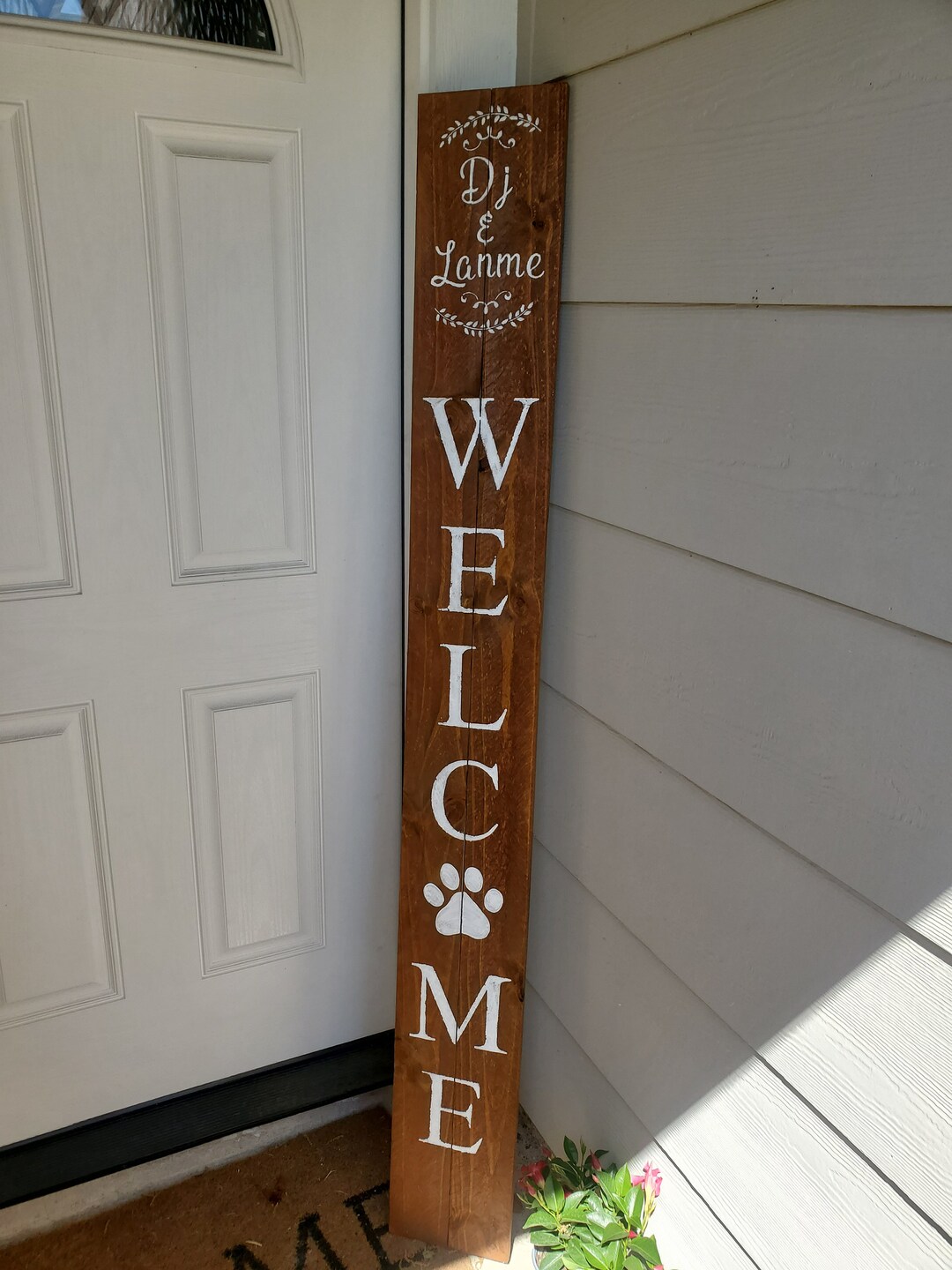 Custom Name WELCOME Sign With Paw Print - Etsy