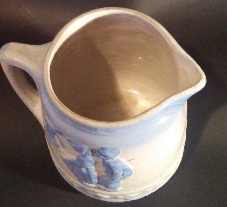 Brush Mccoy Water/ Milk Pitcher Dutch Boy & Girl Kissing Also Has ...