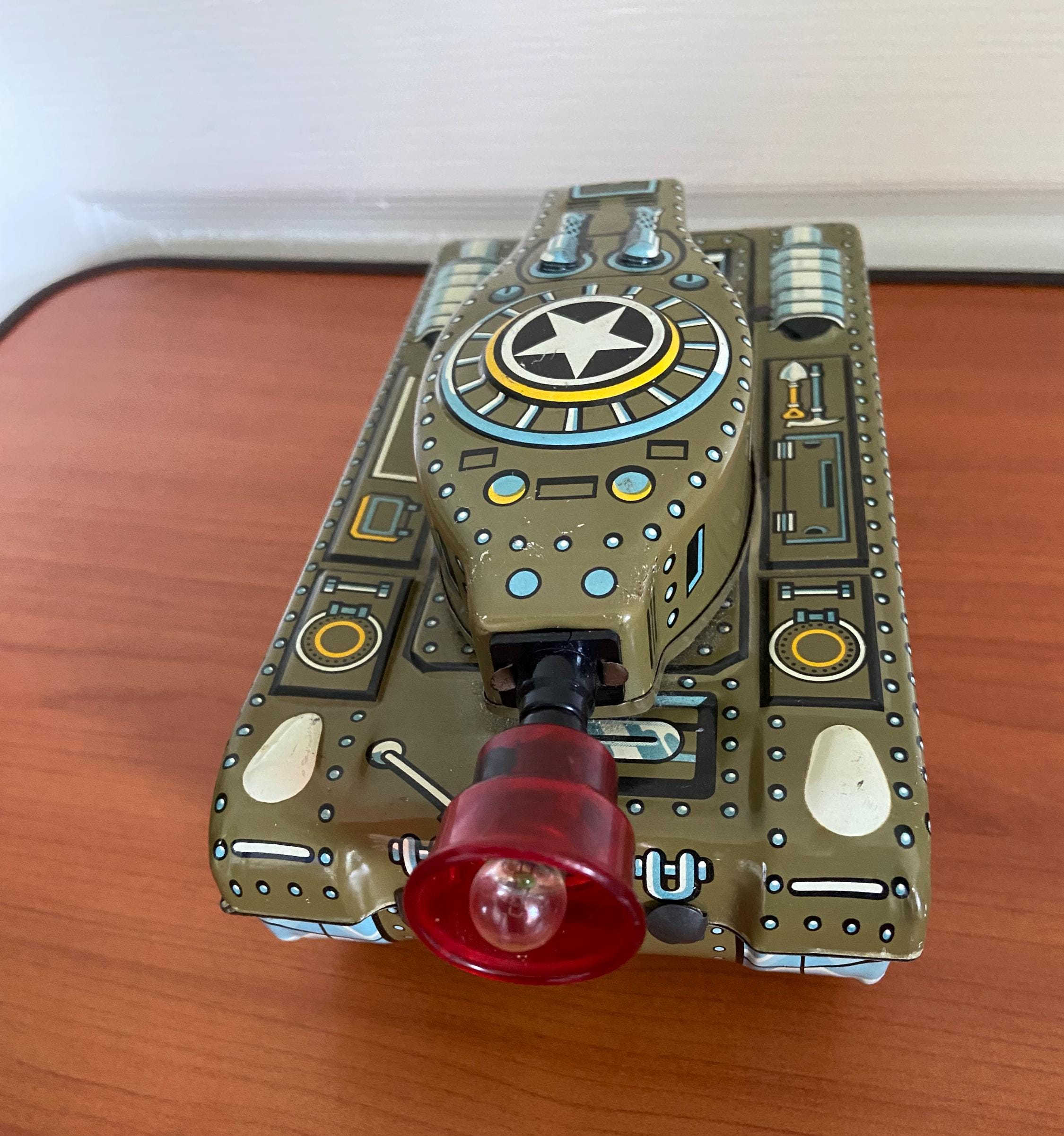 Terrific Tin Toy Tank - Etsy
