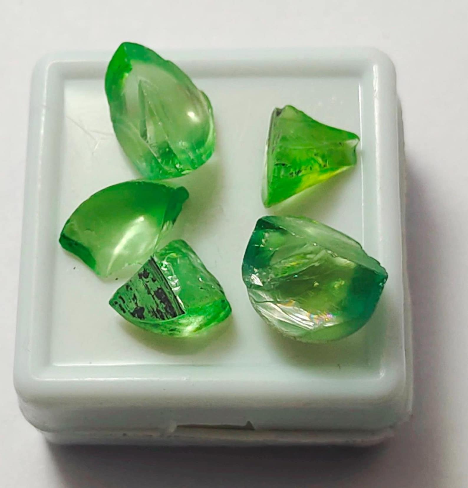 Natural Tsavorite Garnet Rough Gemstone Lot - Green Uncut, India (5 Pcs ...