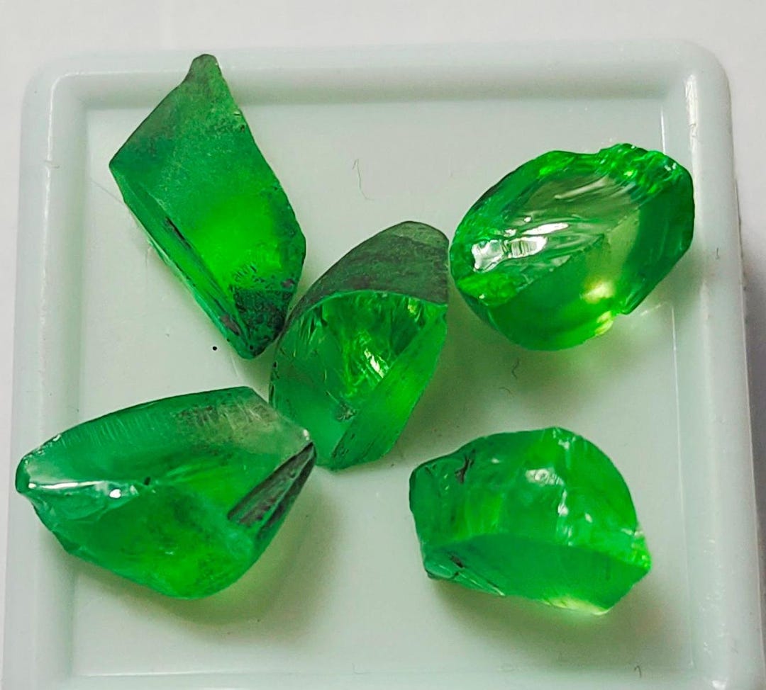 Natural Tsavorite Garnet Rough Gemstone Lot - Green Uncut, India (5 Pcs) T77-3 - Etsy