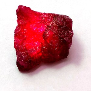 Natural Bixbite Red Beryl Crystal Raw Rough Loose Gemstone Genuine Red ...