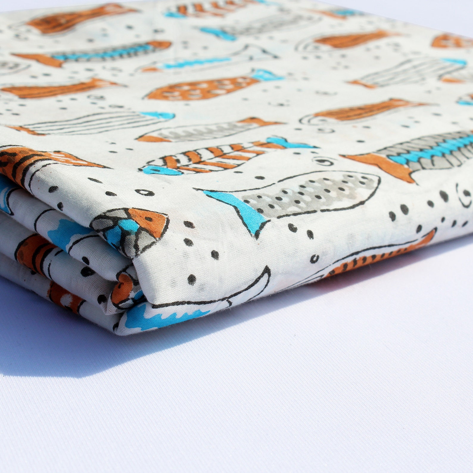 Fish Print Fabric by the Yard 100% Cotton Indian Fabric, Lightweight ...