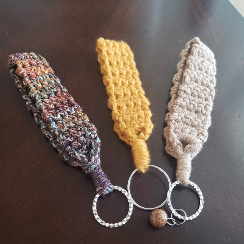 PATTERN: Crochet Wristlet Keychain. Downloadable Pattern (american ...