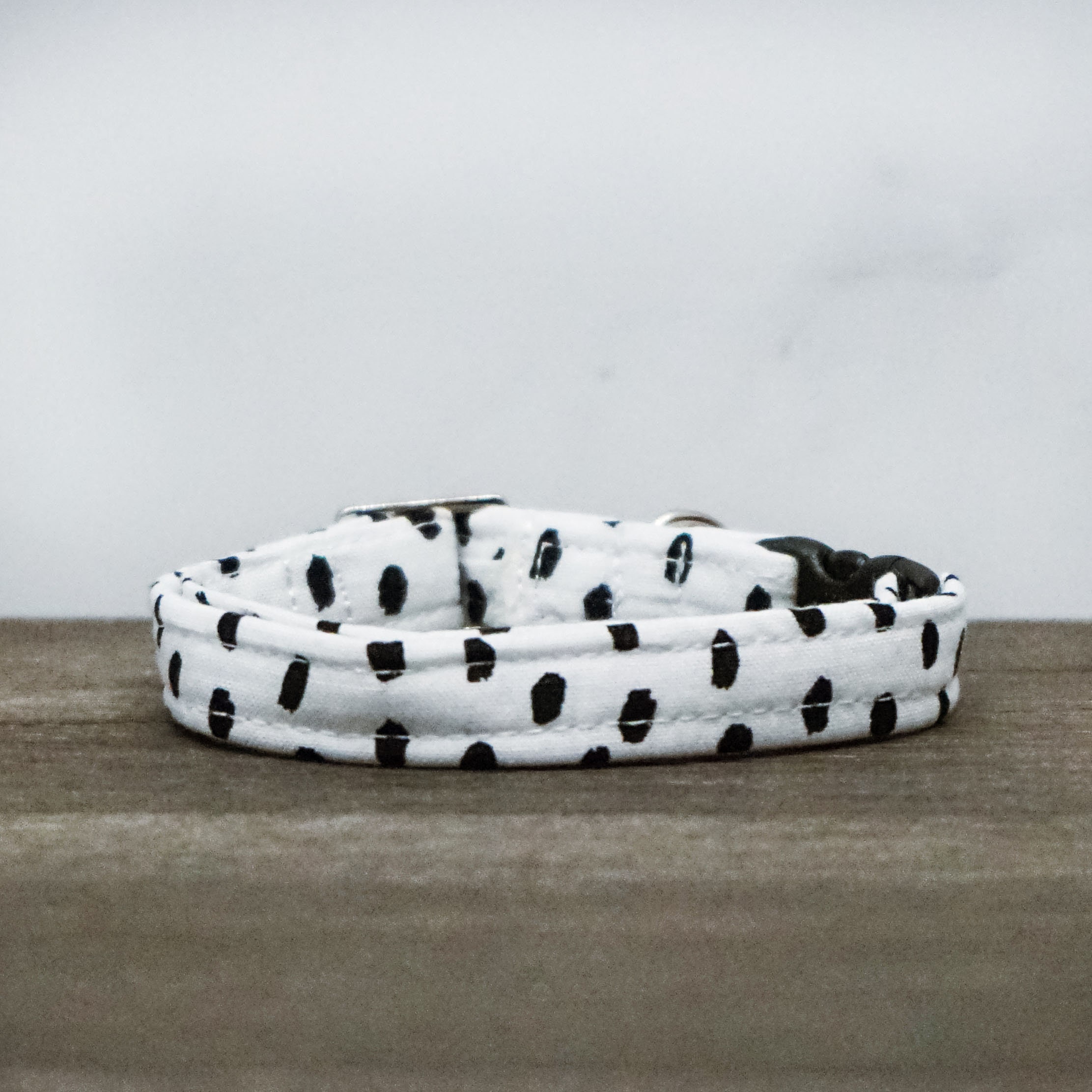 Perdita Cat Collar Black and White Spotted Breakaway Buckle | Etsy