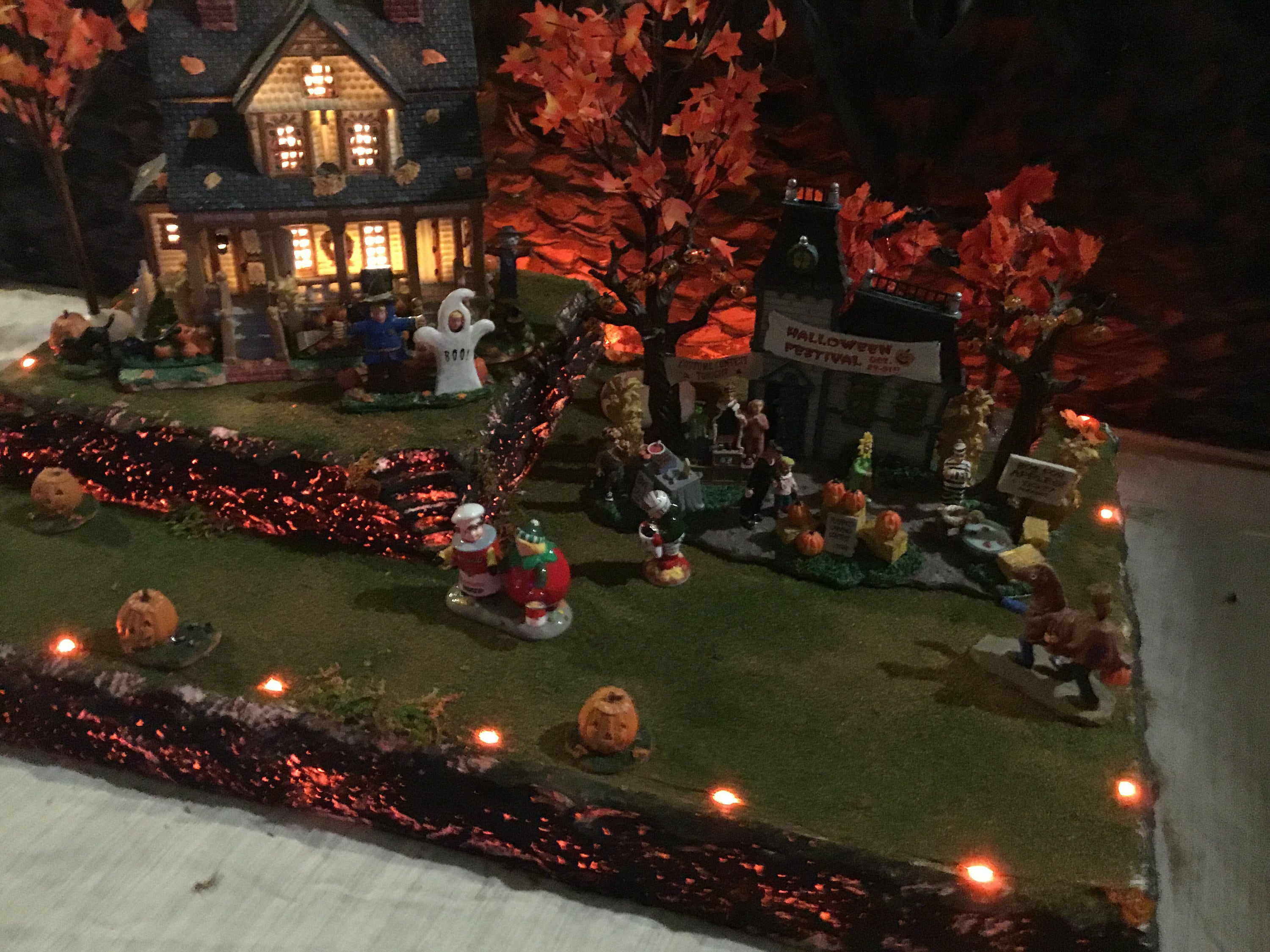 Halloween Village Display Platform for Spooky Town Lemax Dept56 24x14 ...