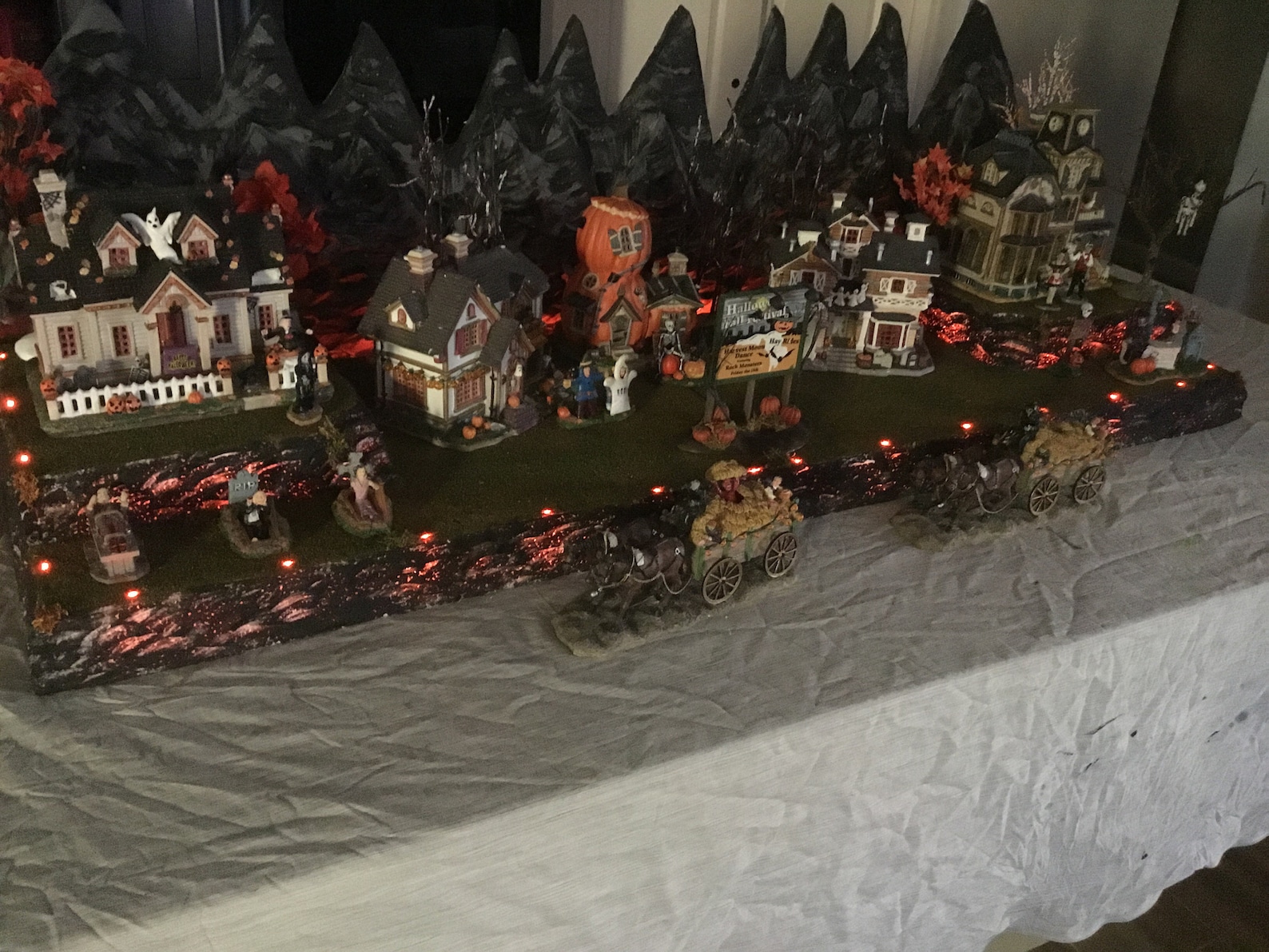 Halloween Village Display Platform for Spooky Town Lemax Dept56 HUGE 48 ...
