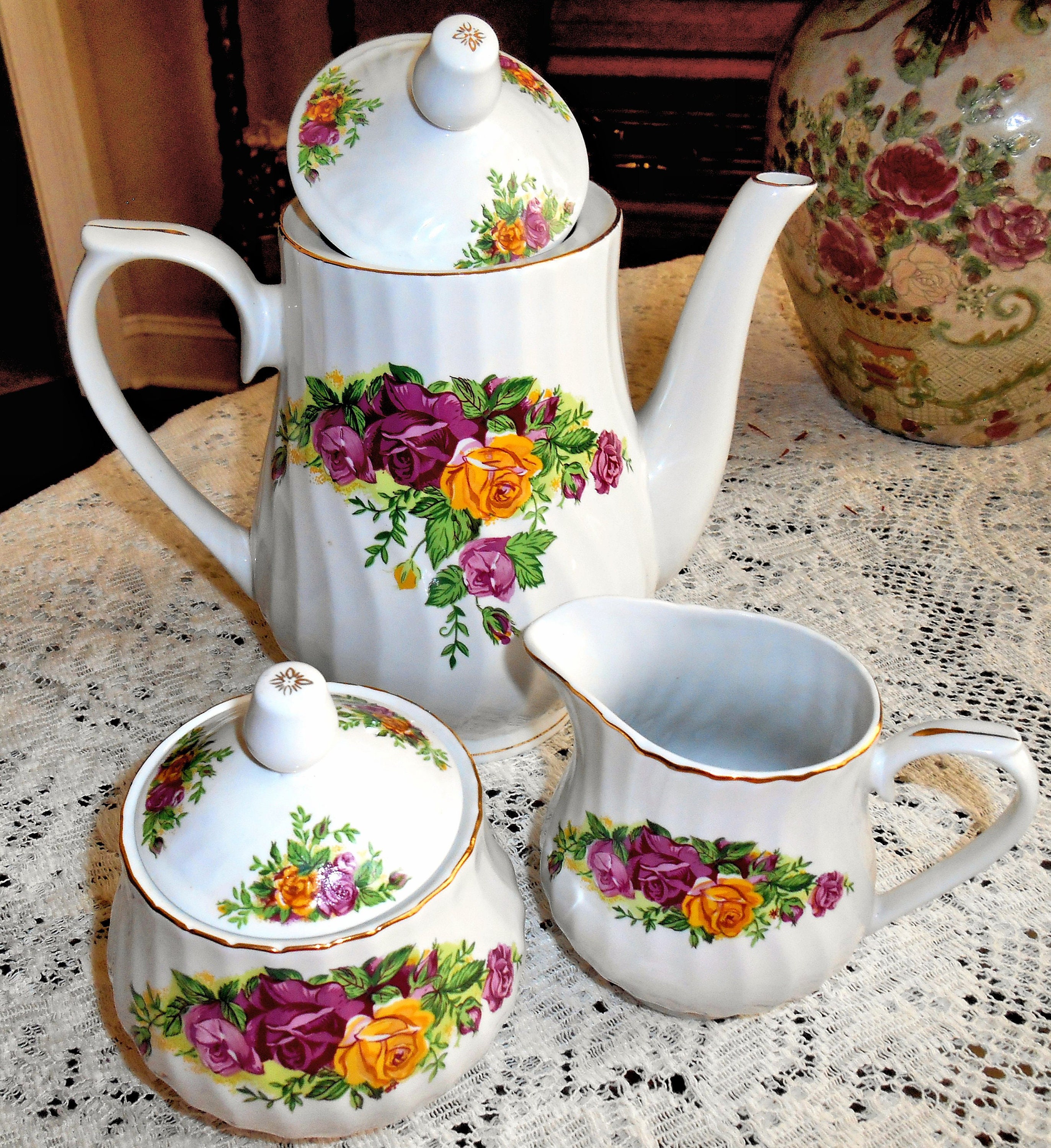 Vintage English Rose China Teapot Set for Six Beautiful Roses . Gold ...