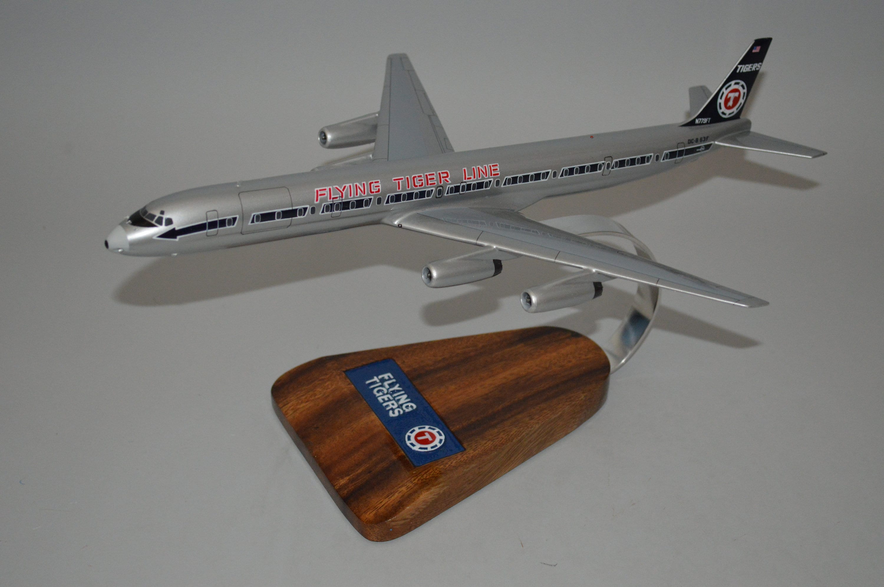Douglas DC-8 Flying Tiger Line Cargo Freight Airline Airplane Model ...