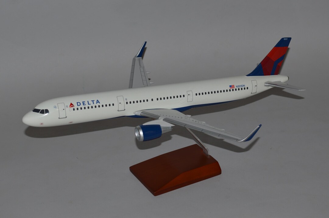Airbus 321 A321 Delta Airlines Airplane Model Replica Desktop Display ...