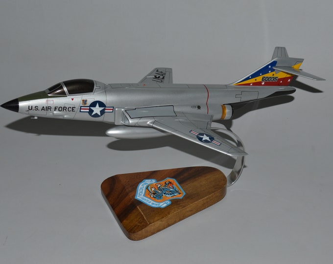 Mcdonnell Douglas F-101 Voodoo USAF Fighter Interceptor Plane Model ...