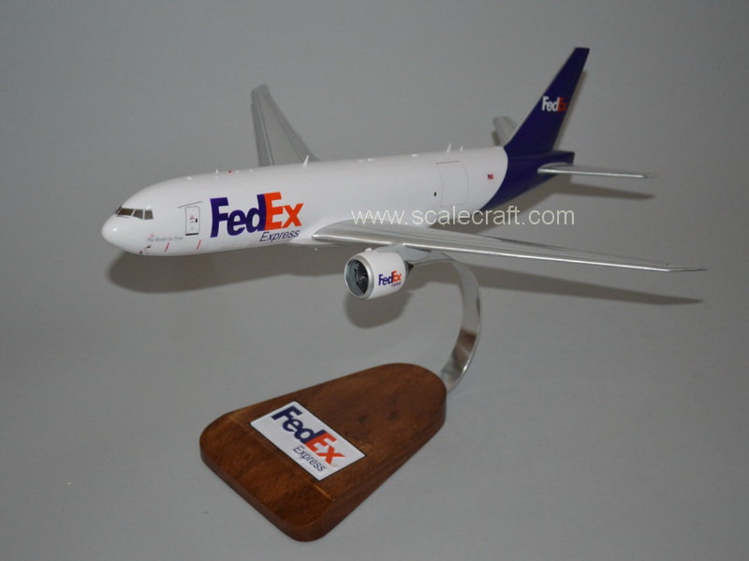 Boeing 777F Fedex Hand Carved and Hand Painted Mahogany Airplane Model ...