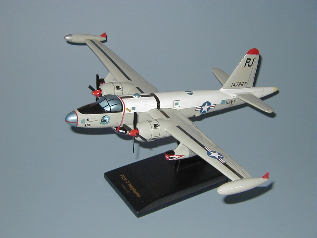 Lockheed P2V-7 Neptune Airplane Model Hand Carved Mahogany Wood Replica ...