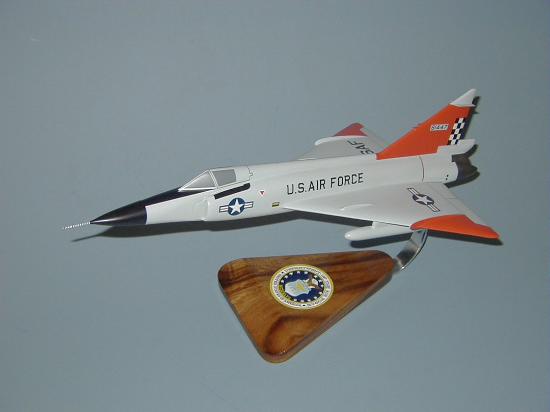 Convair F-102 Delta Dagger USAF Inceptor Fighter Plane Airplane Model ...