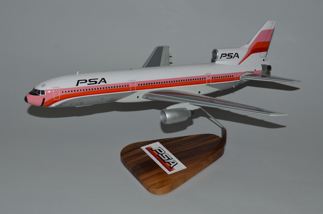 PSA Lockheed L-1011 Aircraft Hand Carved Mahogany Wood Replica Desktop ...