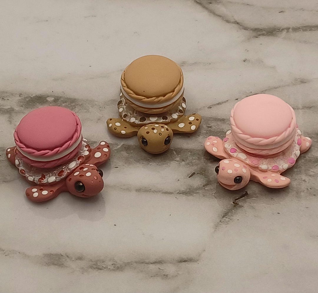 Macaron Turtle Desk Pet, Sprinkle Dessert Mini Turtle Figurine, Food ...